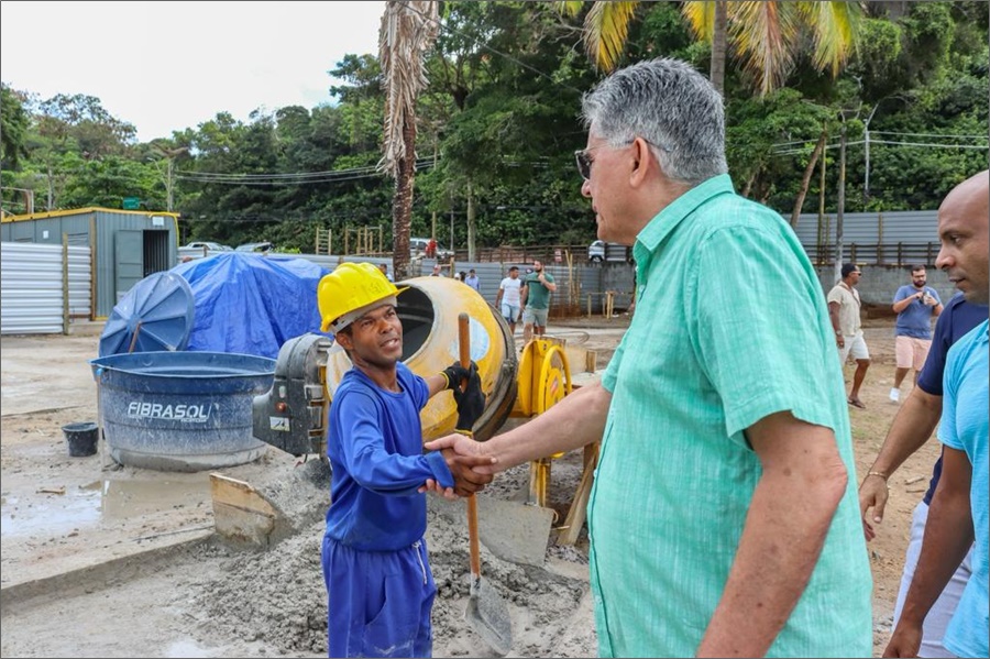 Jânio Natal supervisiona as obras do Complexo de Lazer Mamagaya na Orla ...